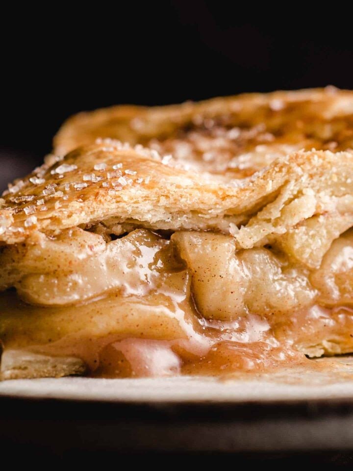 Easy Apple Pie Recipe (Just like Grandma Made!) - Little Spoon Farm