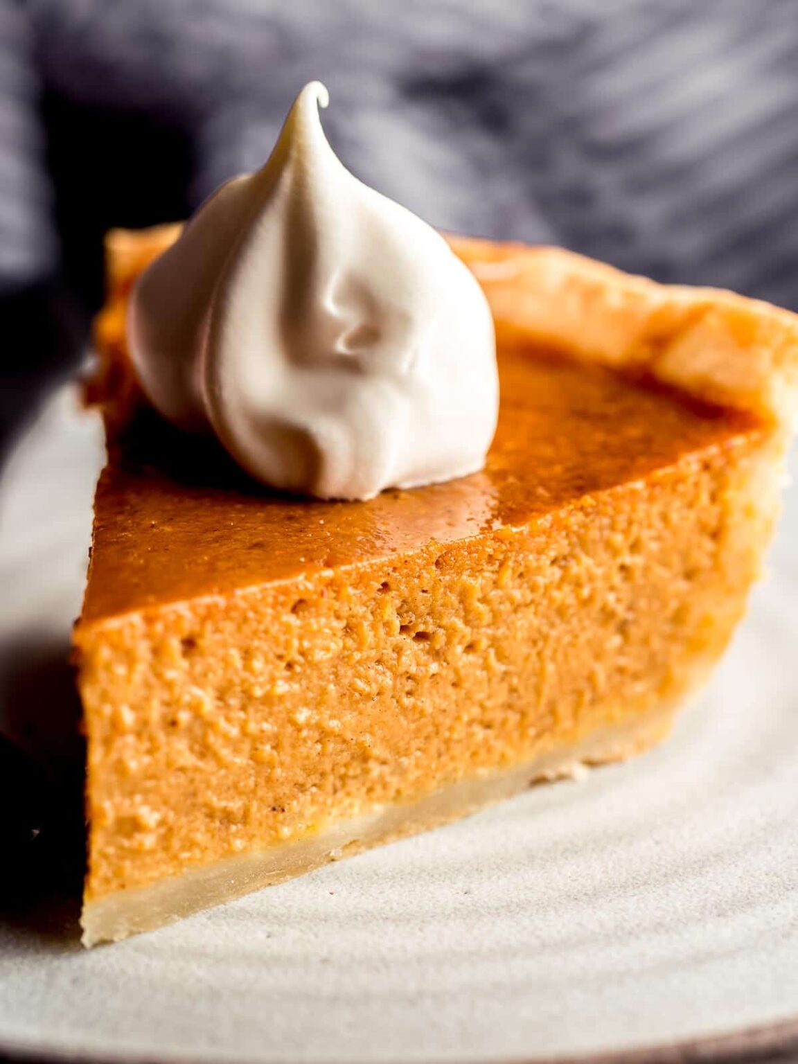 Easy Pumpkin Pie Recipe - Little Spoon Farm