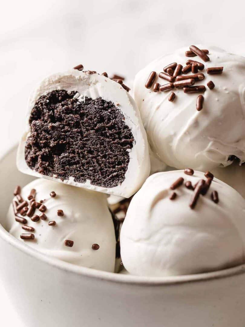 Oreo Balls (Oreo Truffles) - Little Spoon Farm