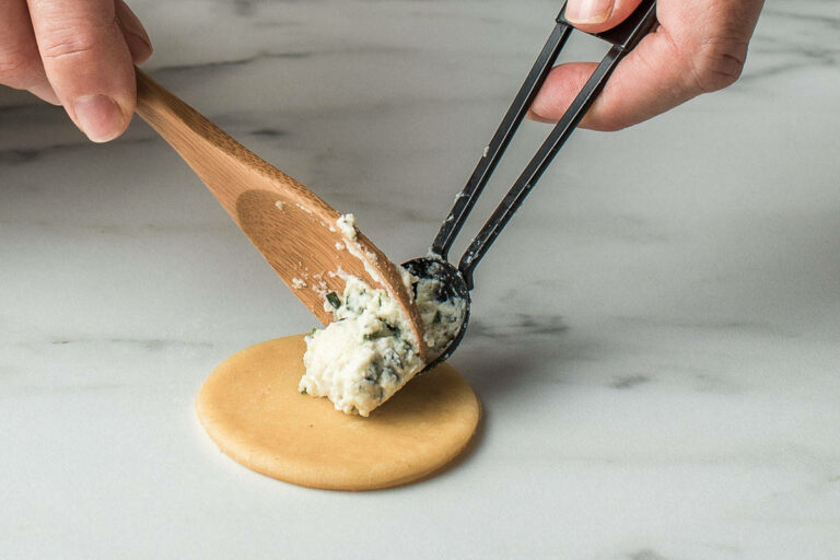 How to Make How to Make Cheese Tortellini - Little Spoon Farm